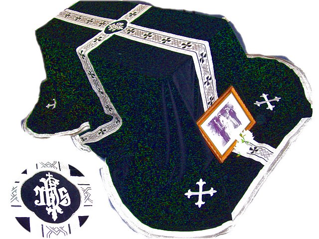 Franz Jozef First Class Funeral Pall in Black or Purple