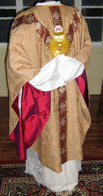 Semi Gothic Vestment Set in Gold with Deep Red Silk lining