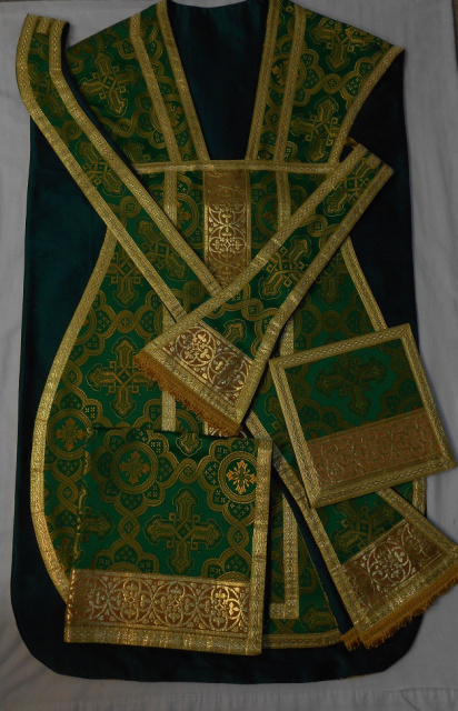 Sacred Heart Chasuble Roman Vestment